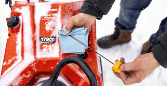 Snowblower Storage: How to Winterize Snowblower [Video] | Troy-Bilt US